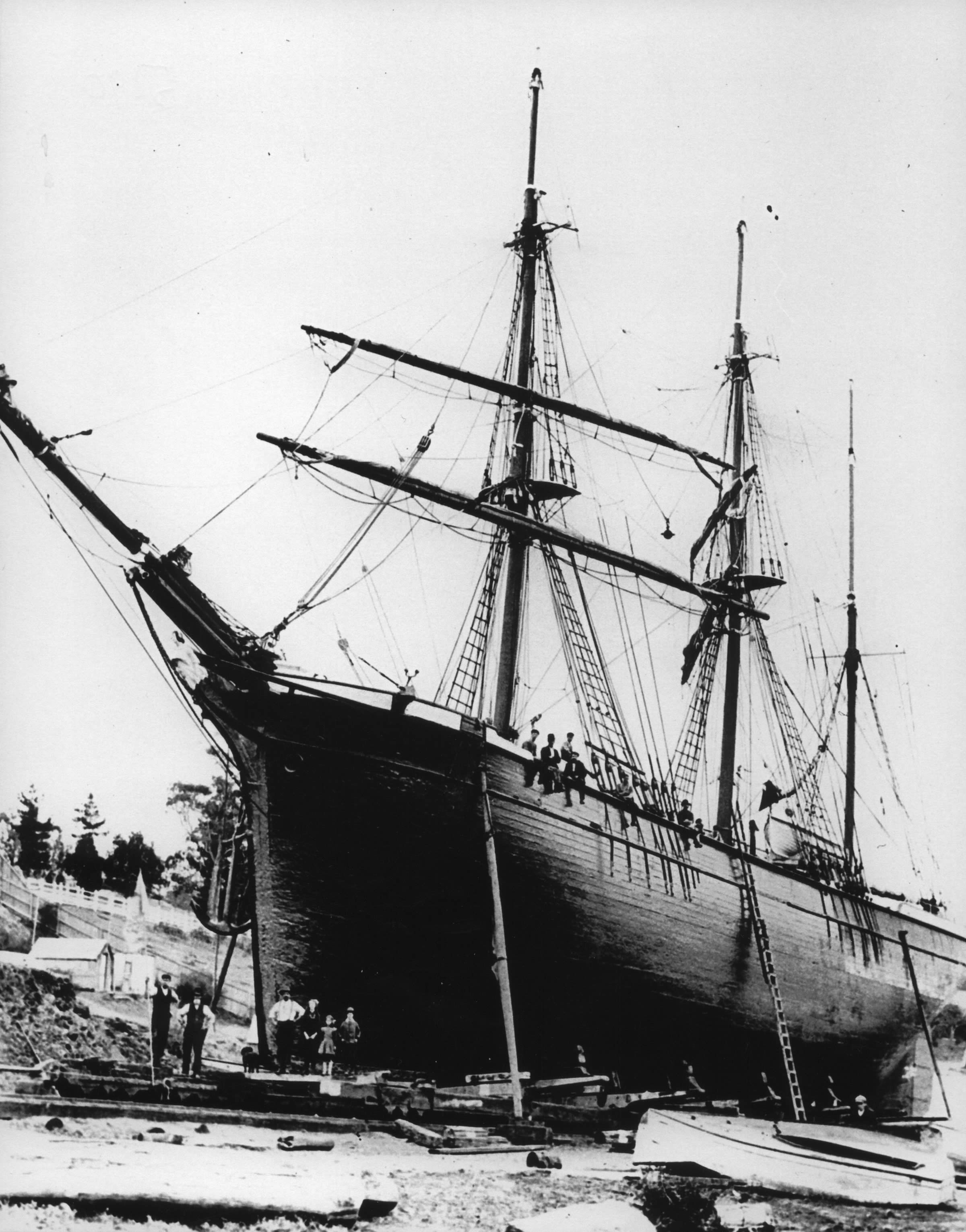 Lenna | In Bobby’s Footsteps – Battery Point History Walk, Hobart Tasmania